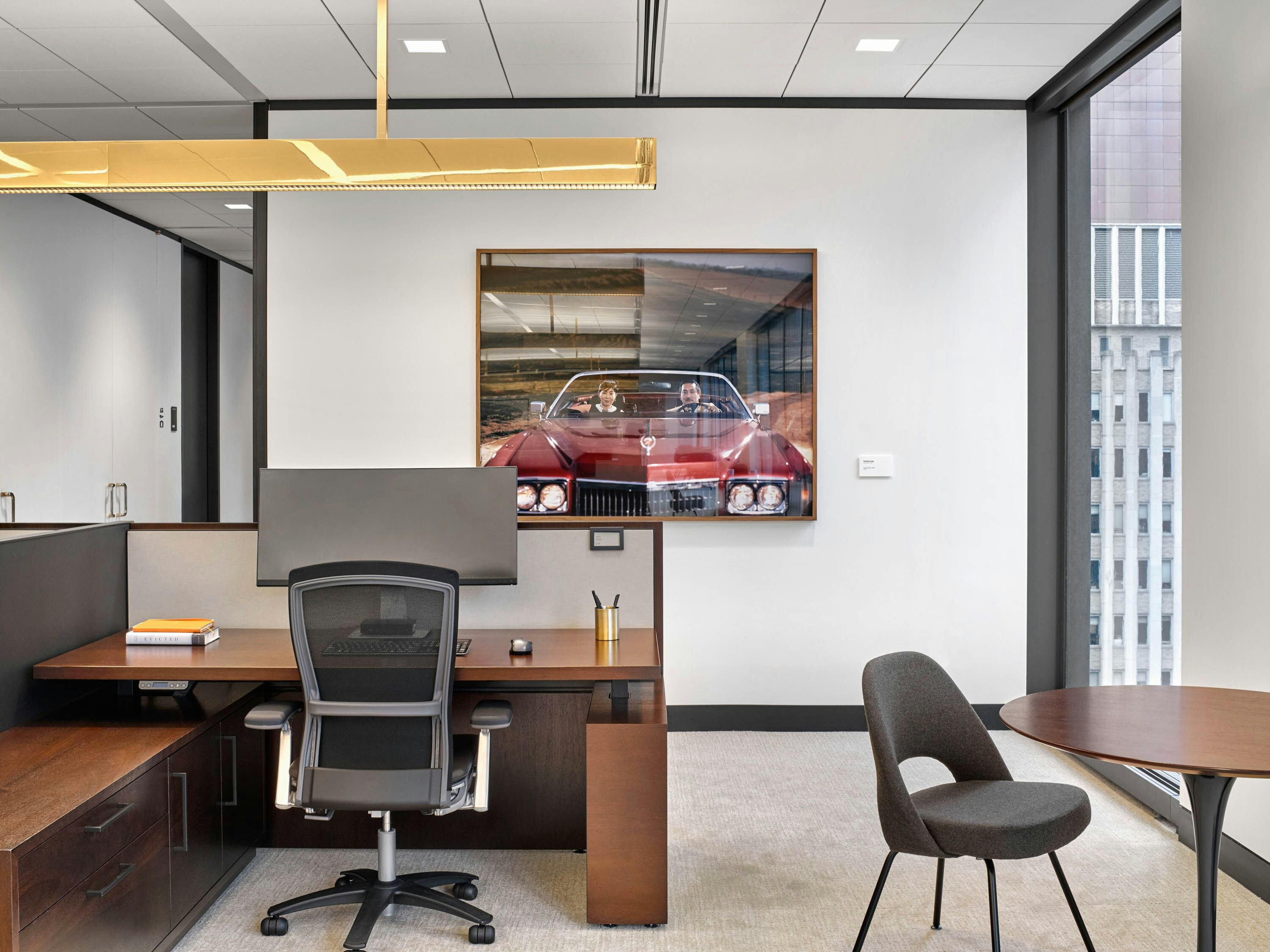 Reff Profiles™ Height-Adjustable Desks | Knoll