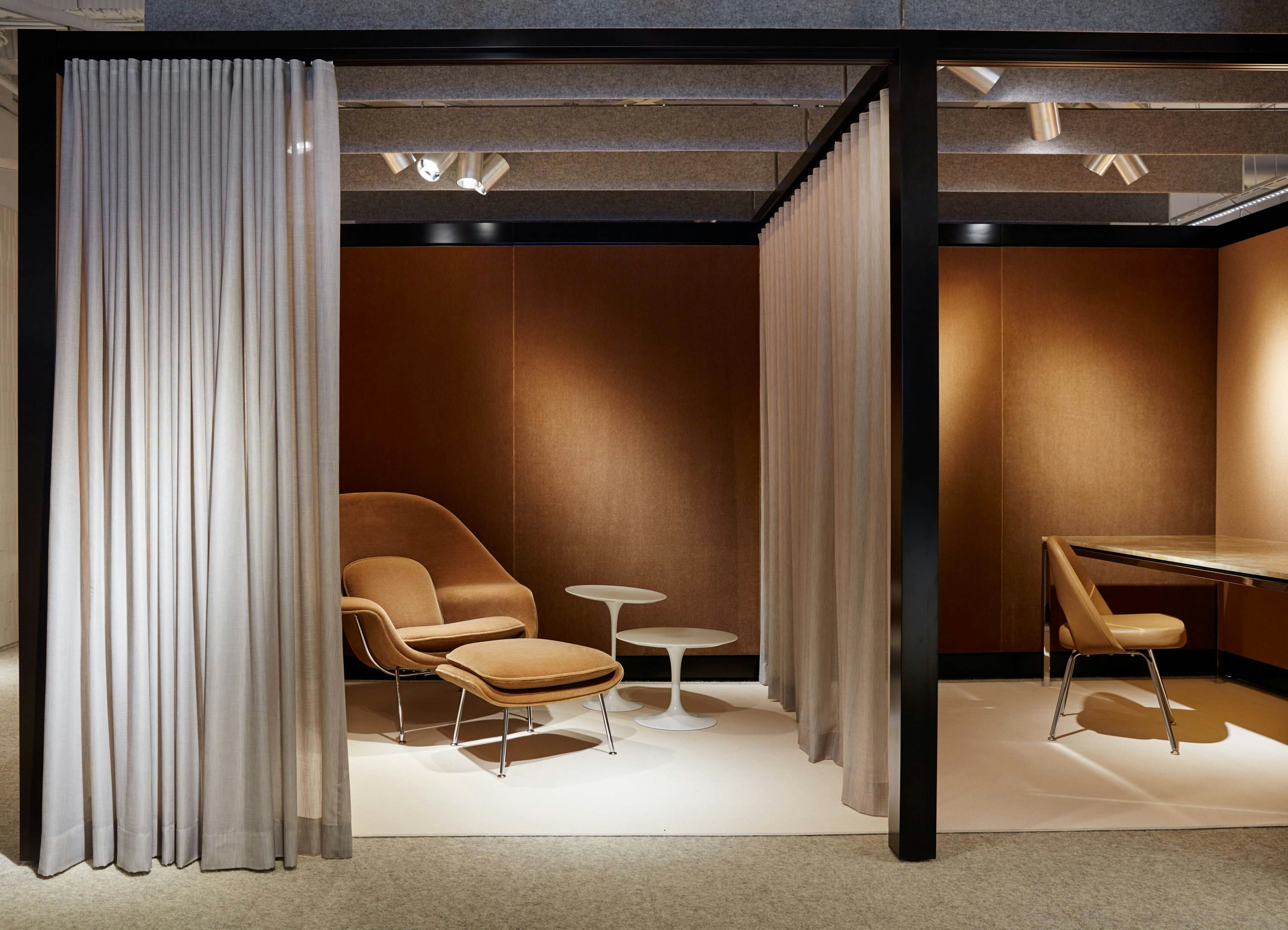 Saarinen Side Tables | Knoll