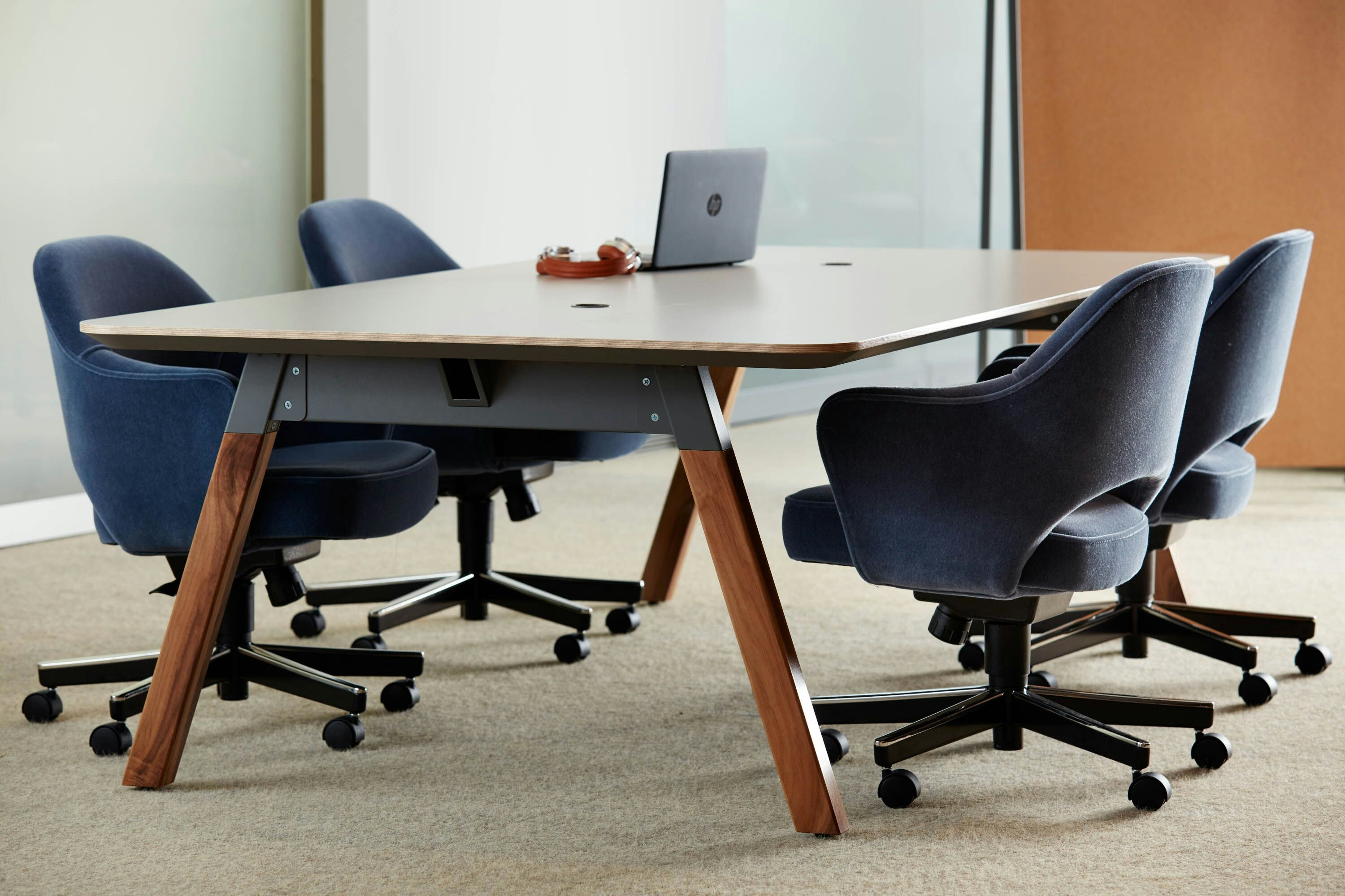 Rockwell Unscripted Sawhorse Table | Knoll