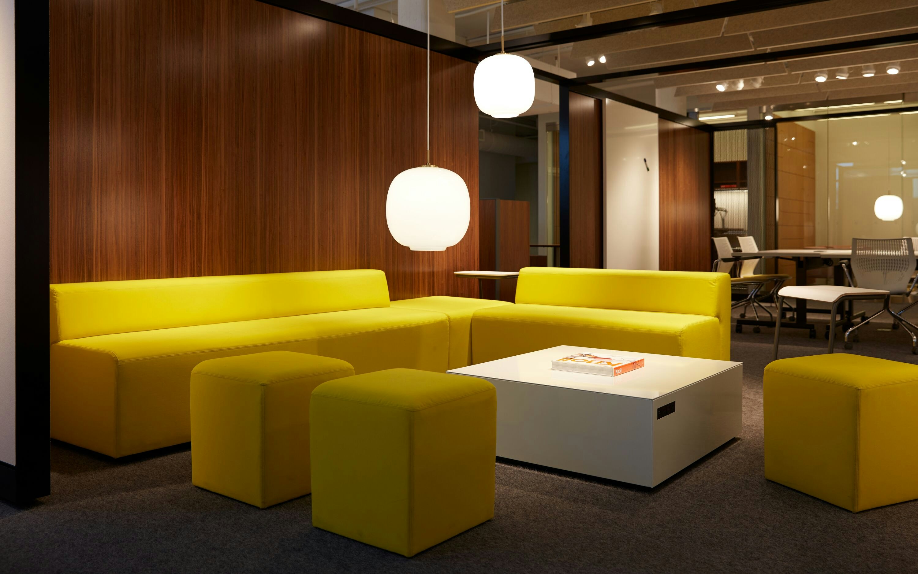 k.™ lounge | Knoll