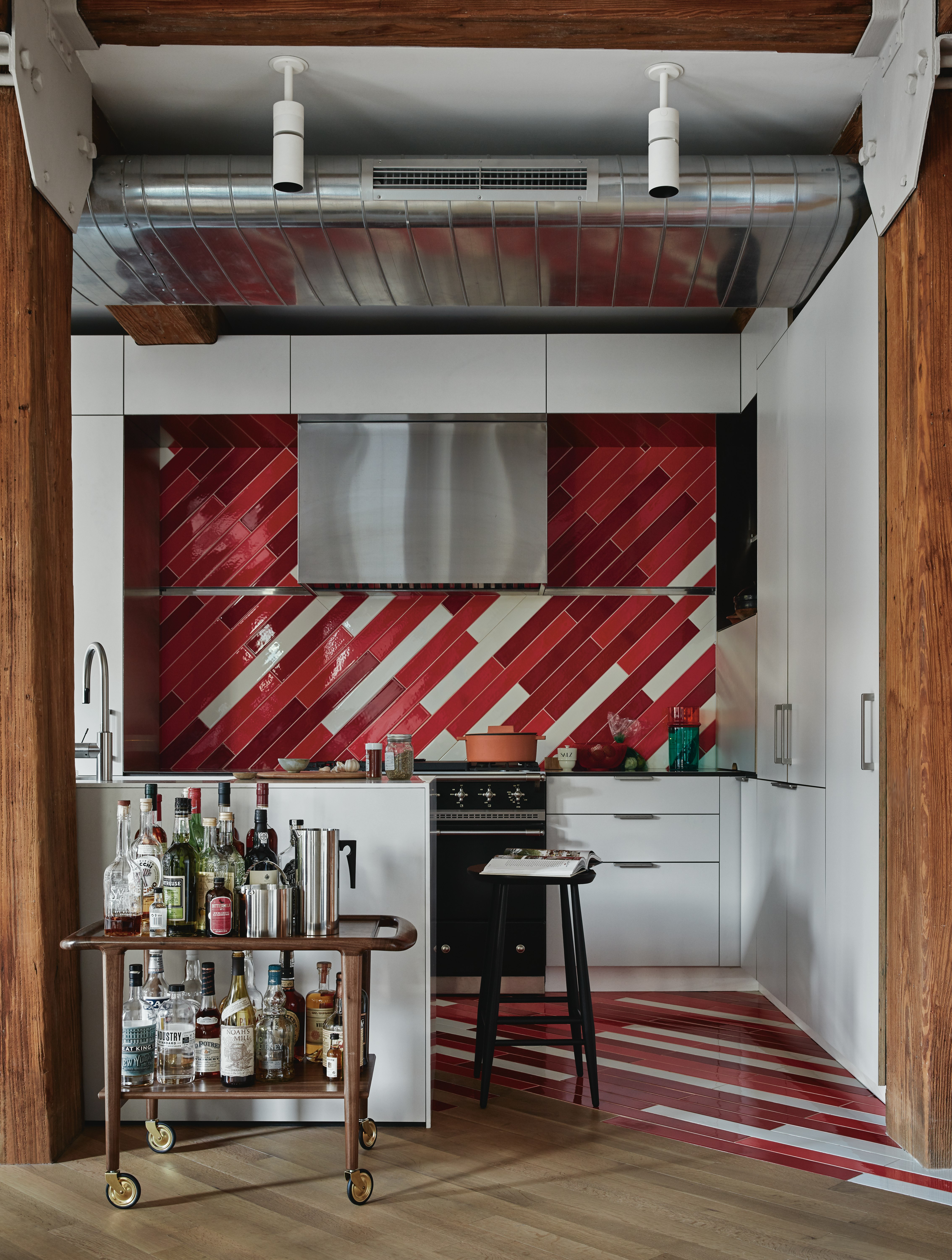 Moller Trolley, DWR Collection | MillerKnoll