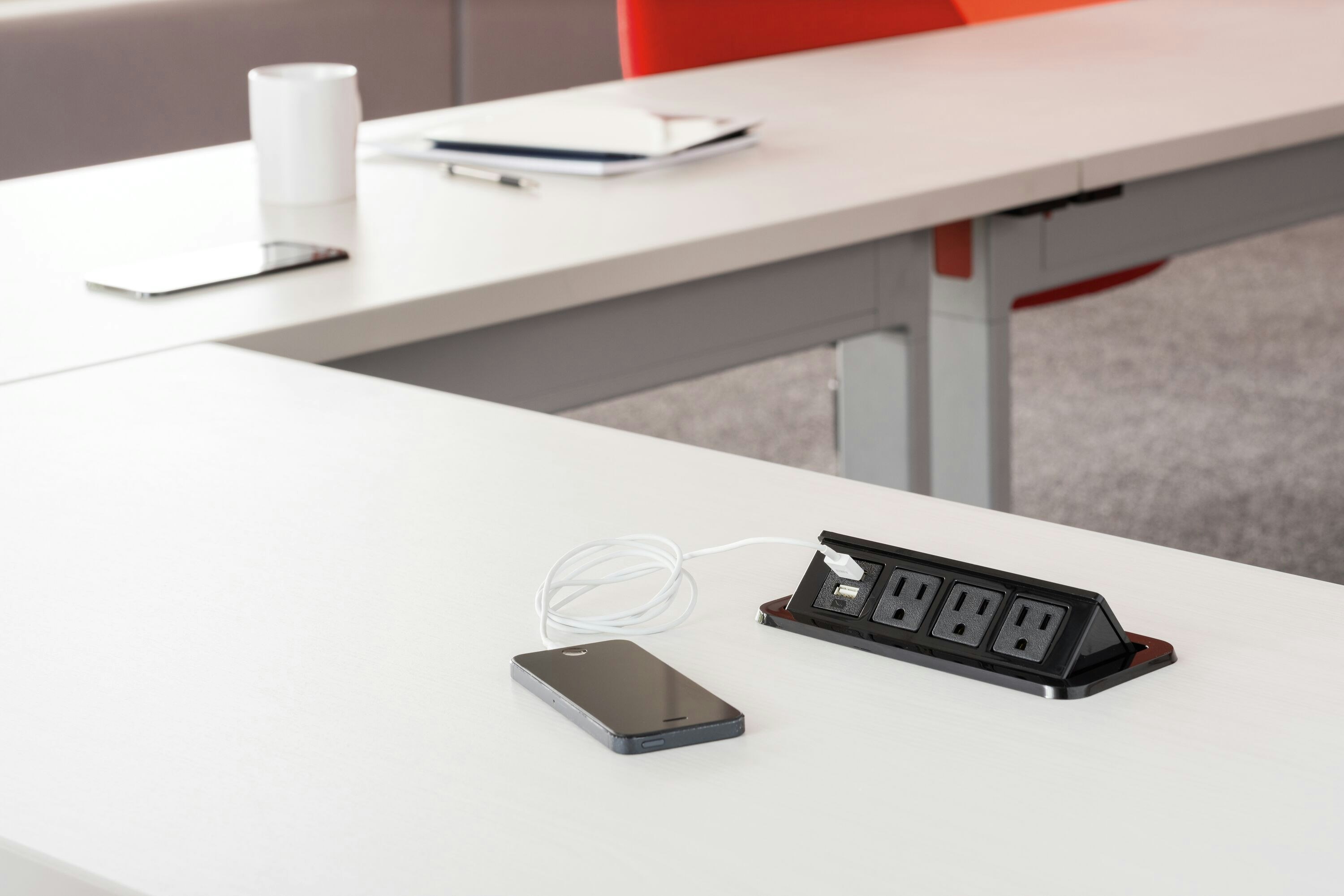 Pixel™ C-Leg Tables by Marc Krusin