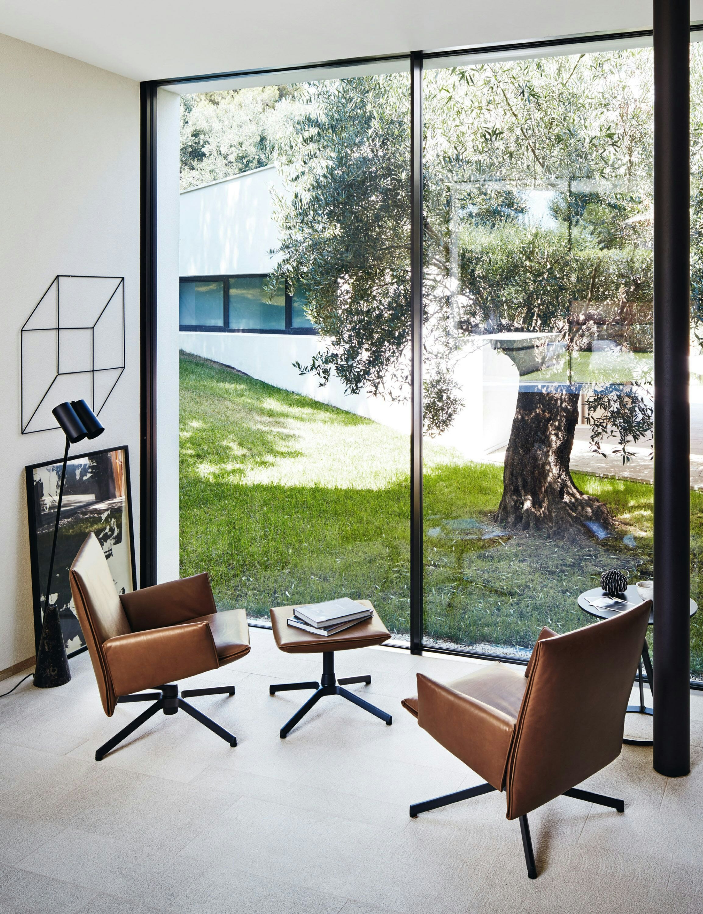 Pilot by Knoll Low Back | Knoll