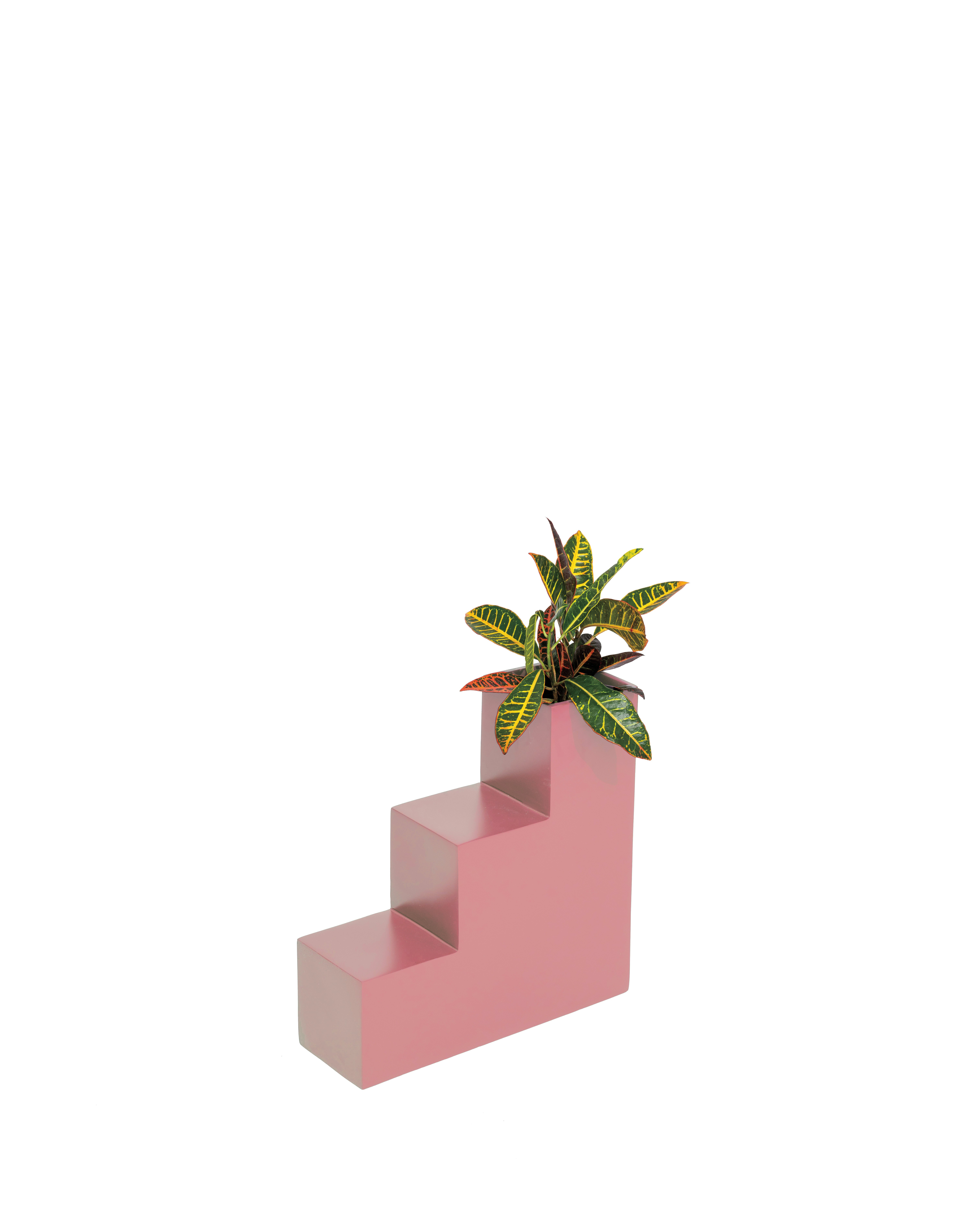 Modern Planters + Pots - Design Within Reach