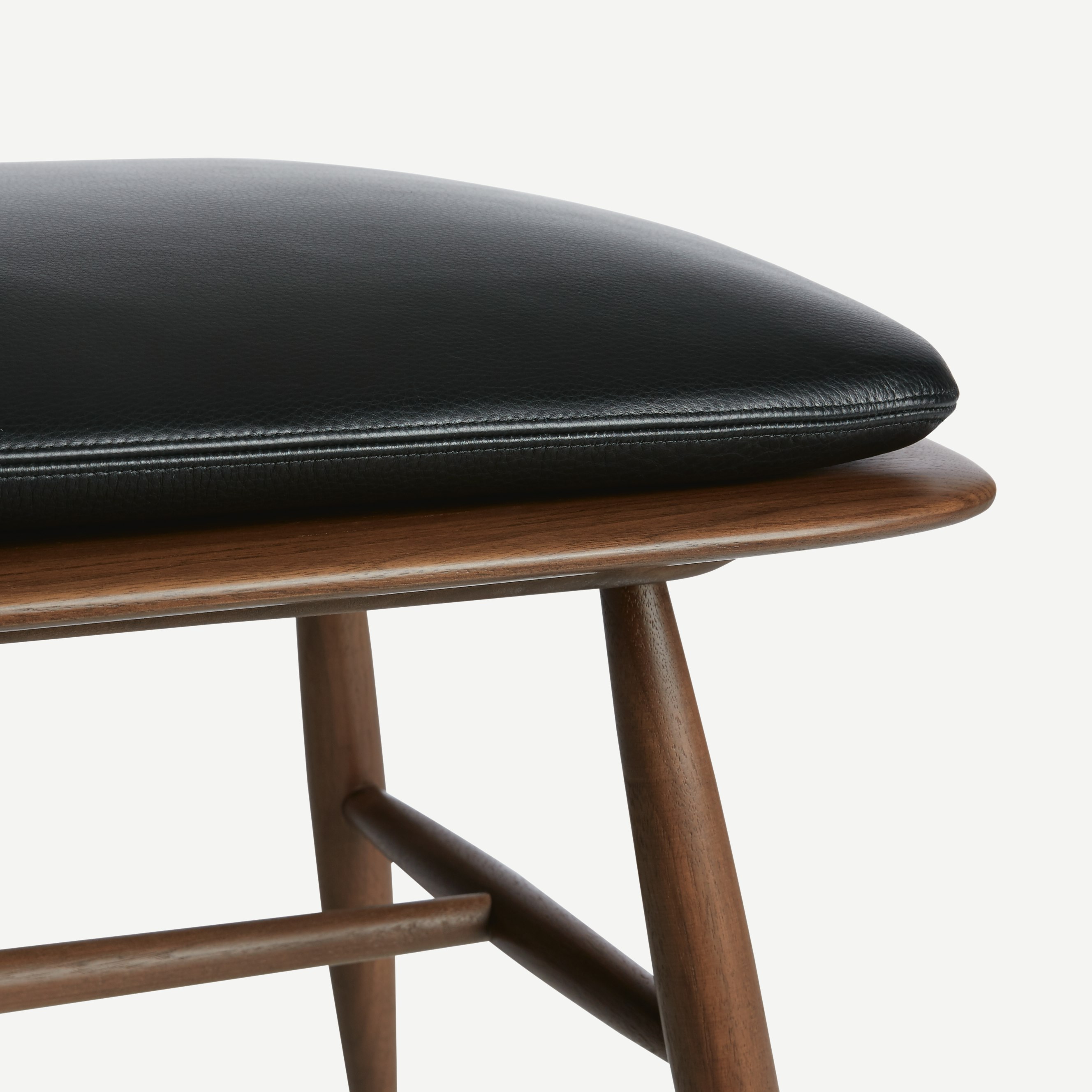 VON Bench – Design Within Reach