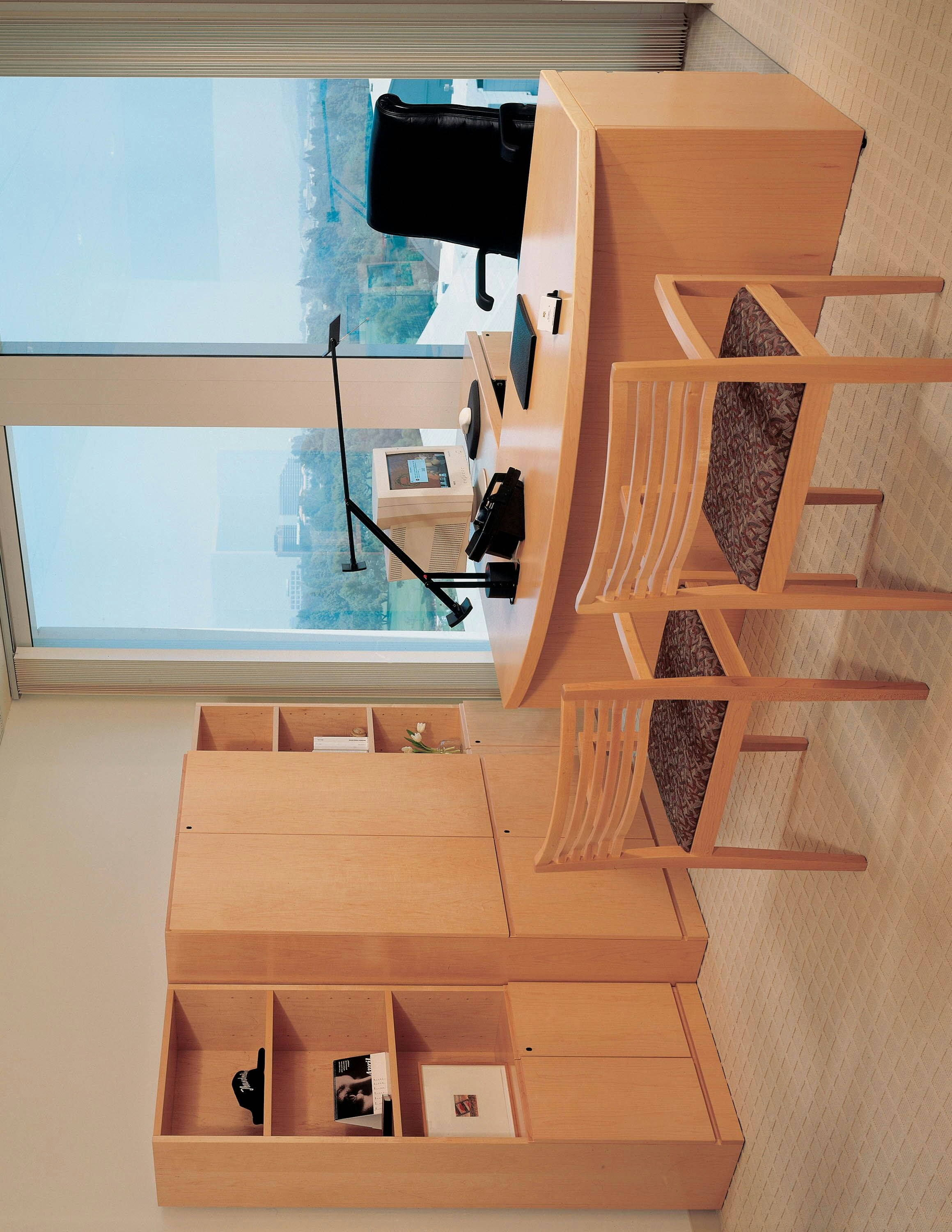 Ricchio Chair | Knoll