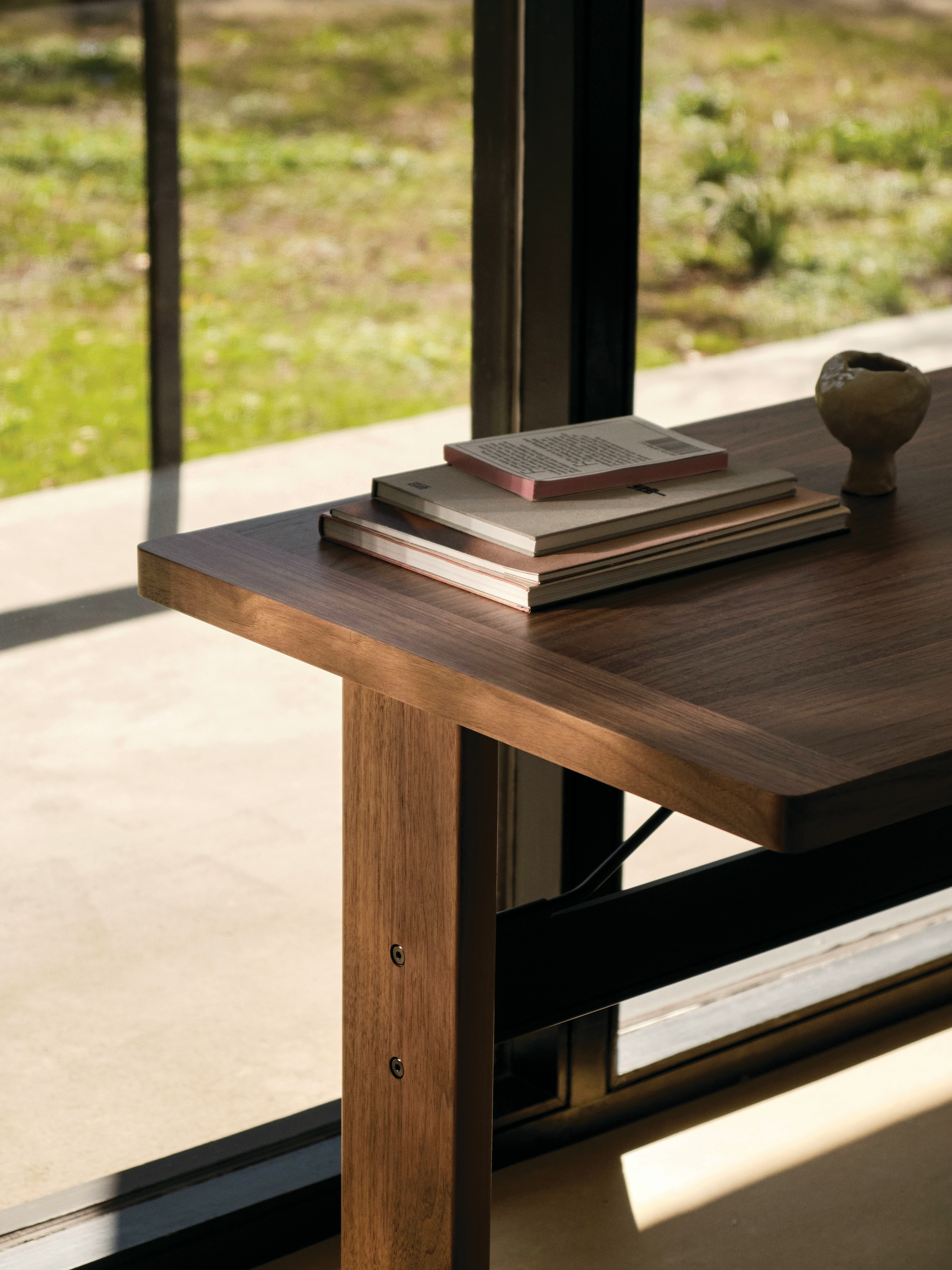Passerelle Desk, HAY | MillerKnoll