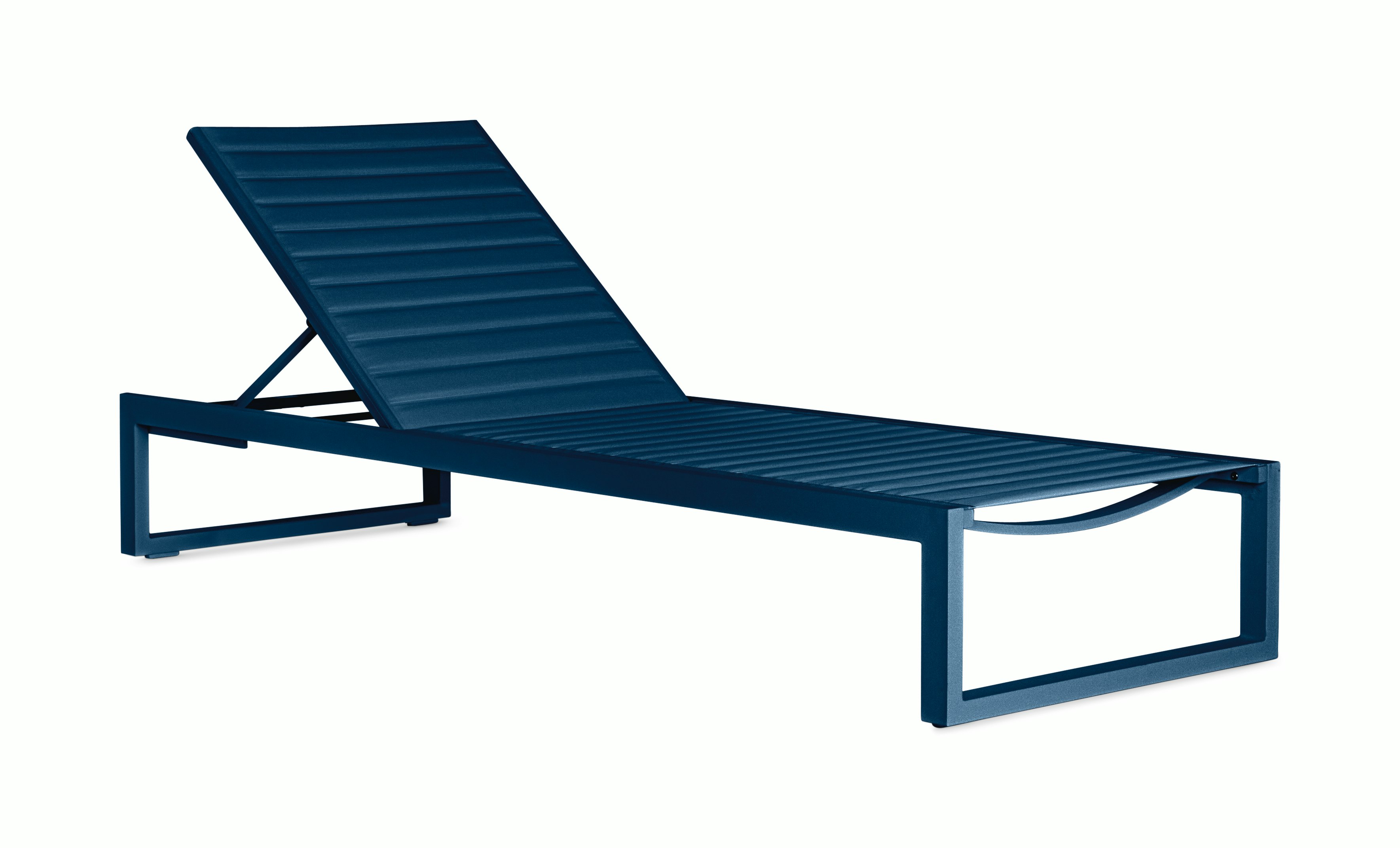 Modern Outdoor Chaise Lounges - Design Within Reach