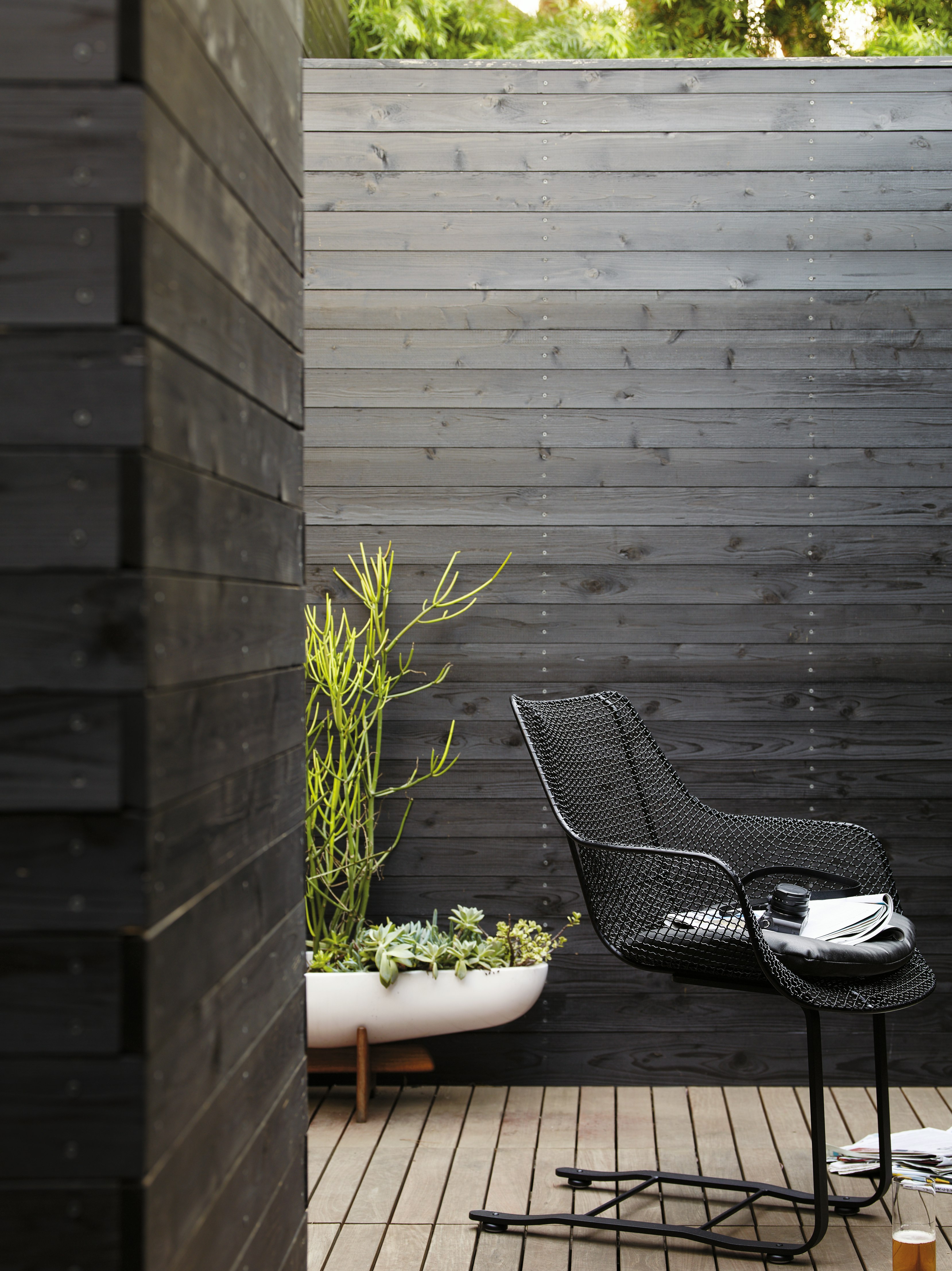 Sculptura Spring Chair – Design Within Reach