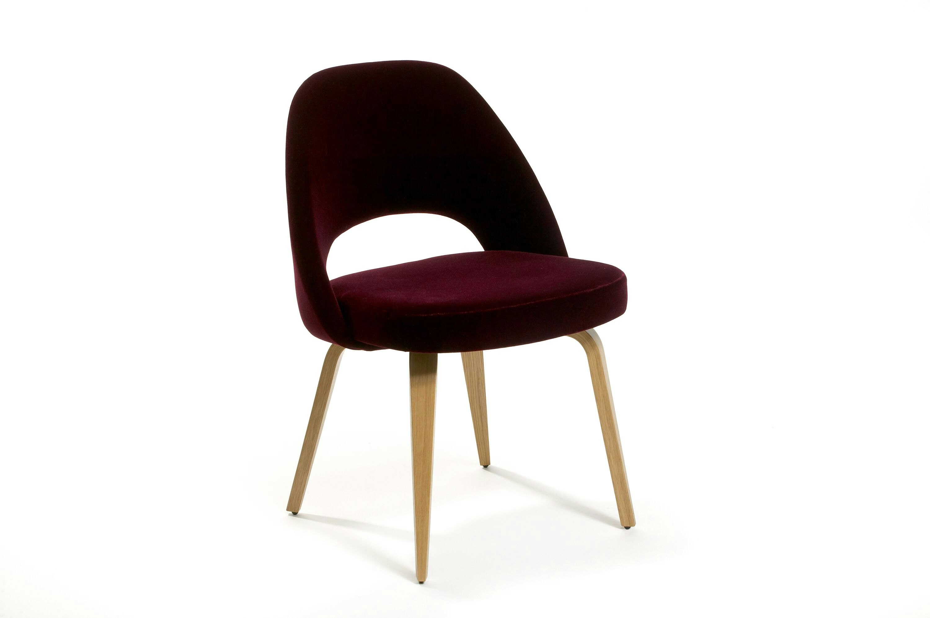 Saarinen Executive Armless Chair with Wood Legs - Original Design | Knoll