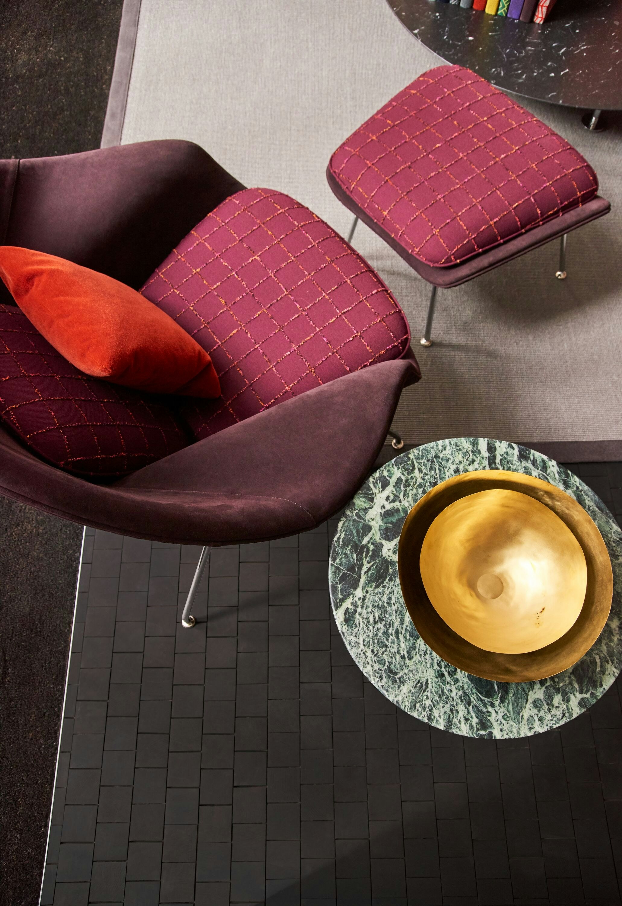 Womb™ Chair - Original Design | Knoll