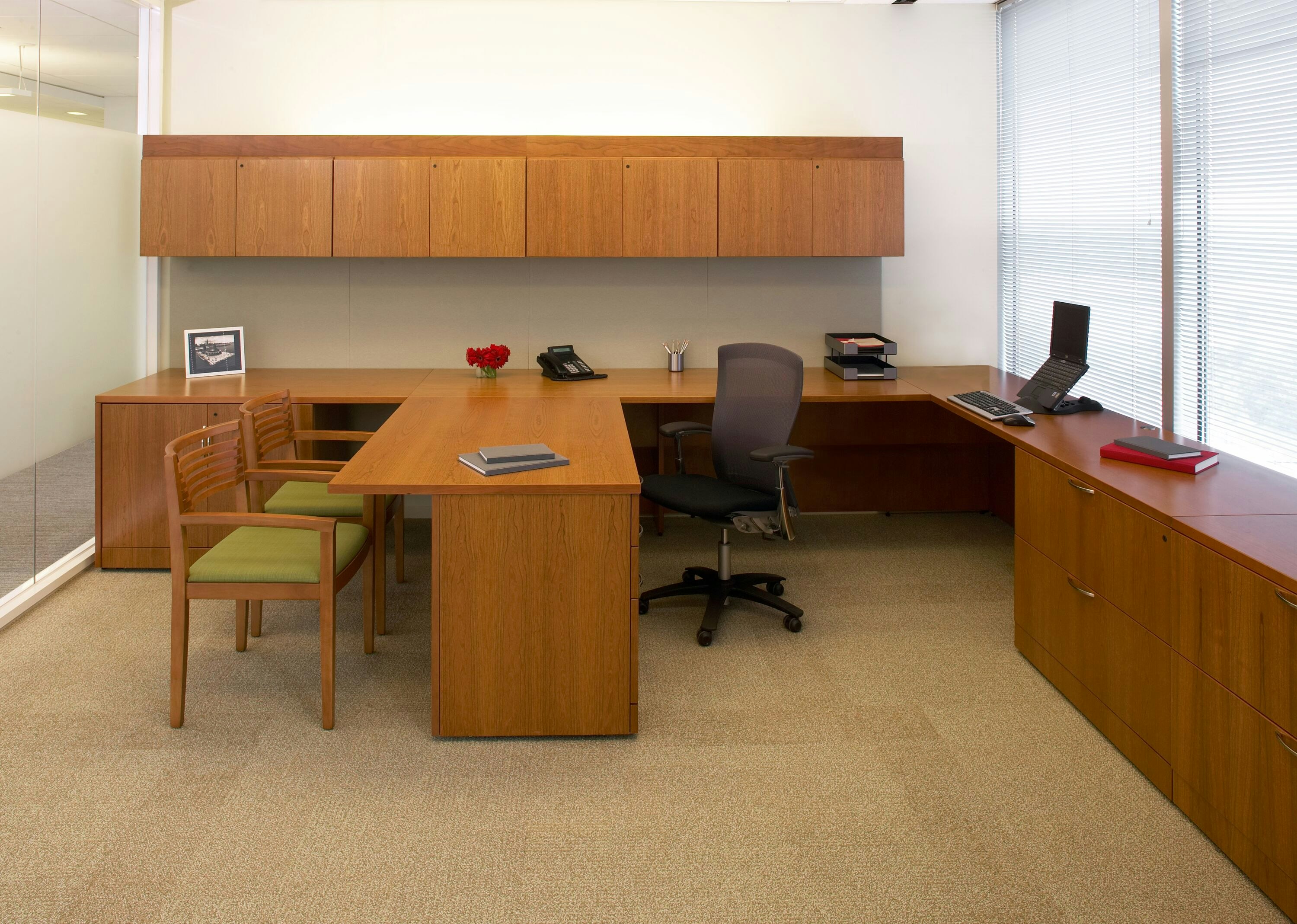 Ricchio Chair | Knoll