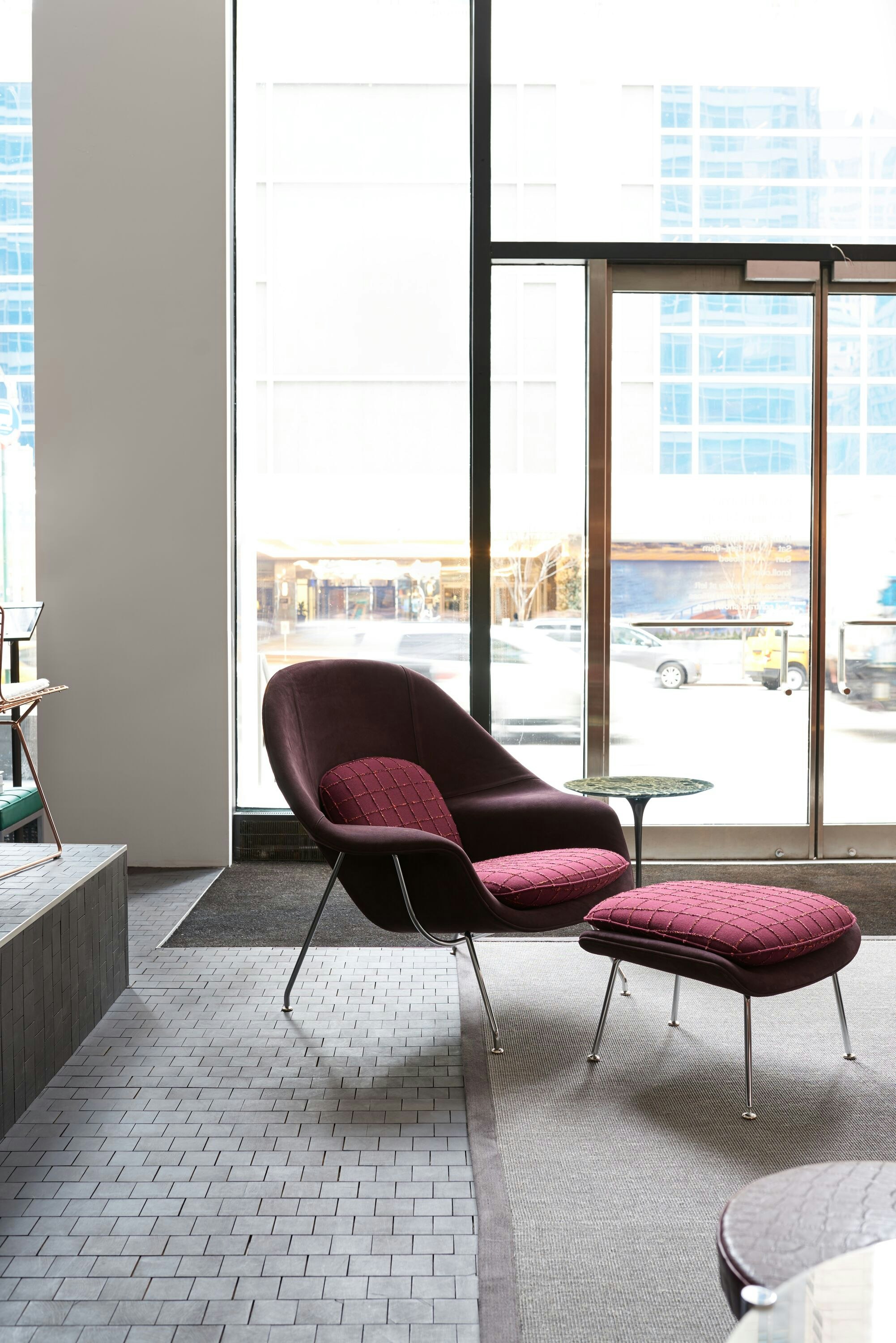 Womb™ Chair - Original Design | Knoll