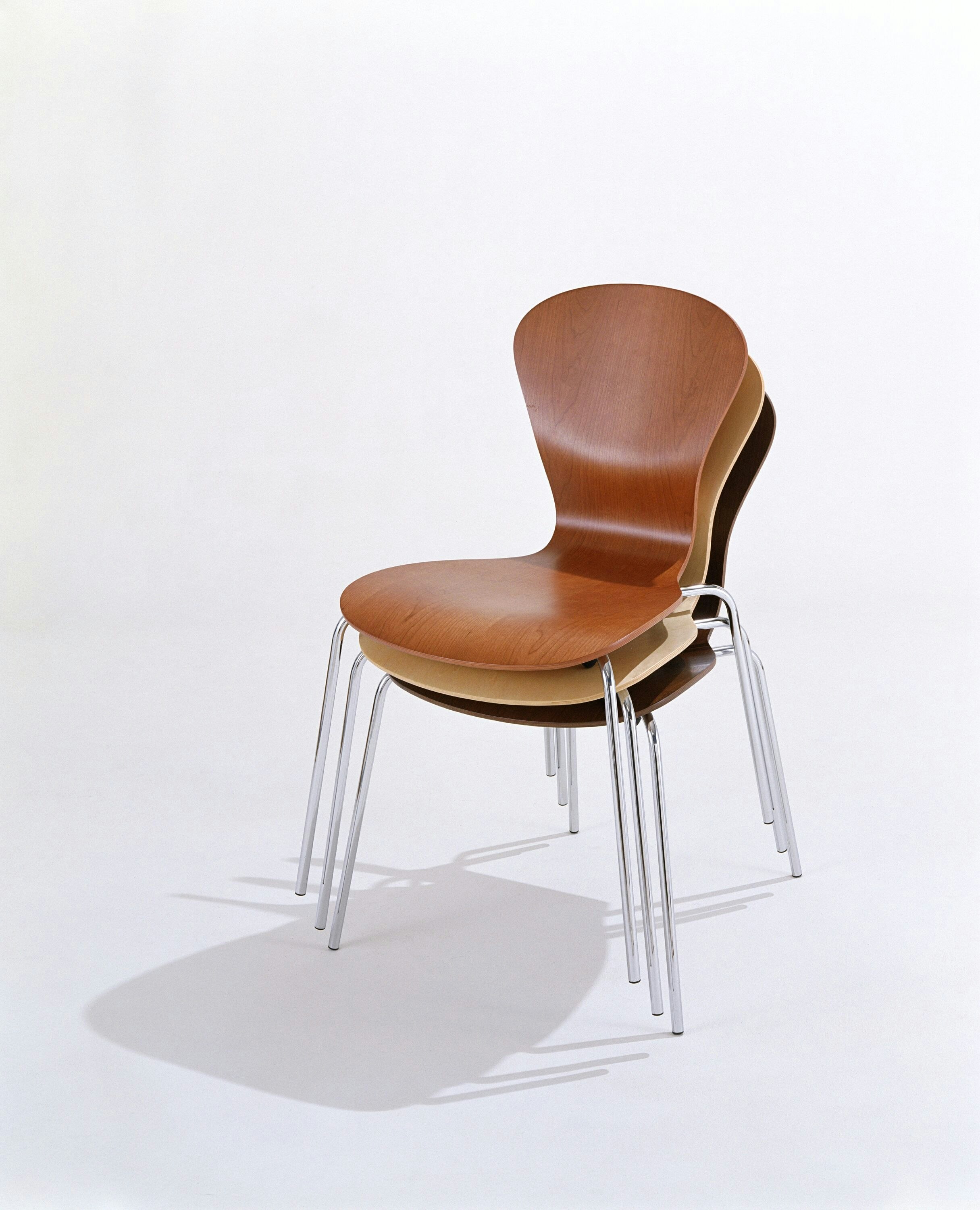 Sprite Stacking Chair | Knoll