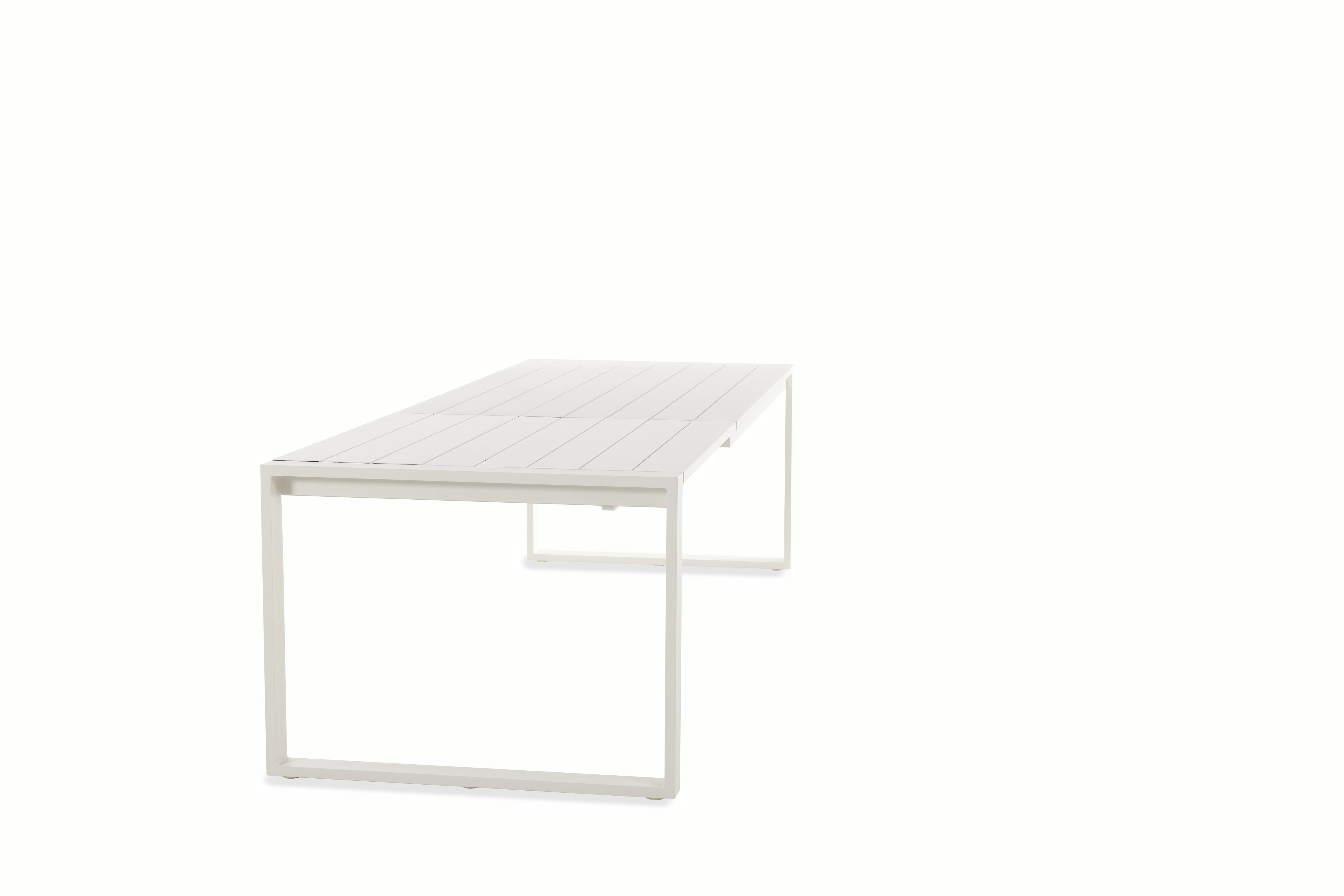 Eos Extension Dining Table – Design Within Reach